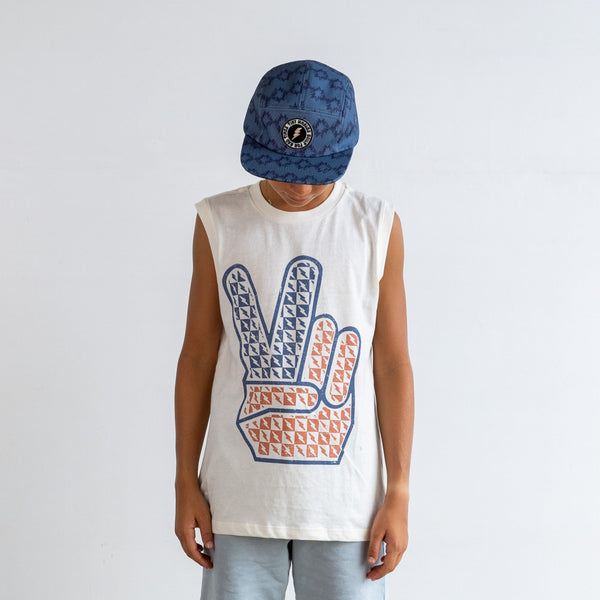 RAD, WHITE AND BLUE – Tiny Whales