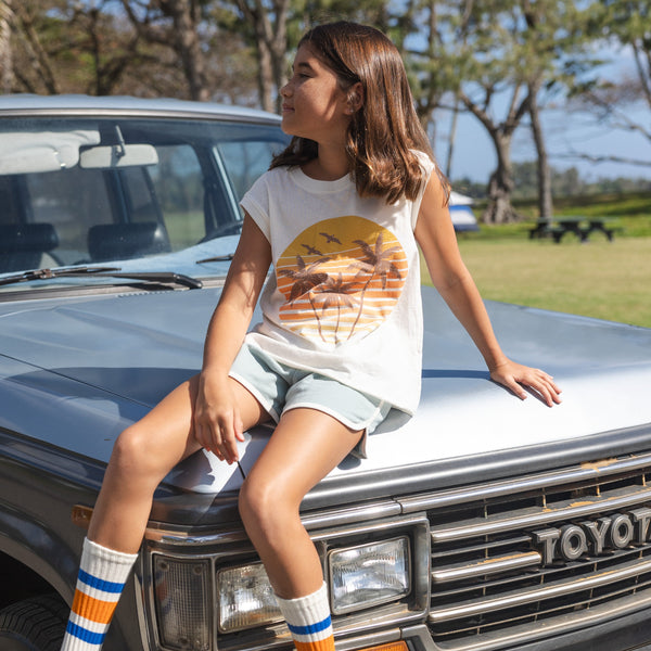 COASTLINE – Tiny Whales