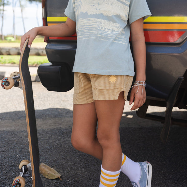 NORTH SHORE – Tiny Whales