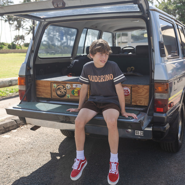 DUDERINO – Tiny Whales