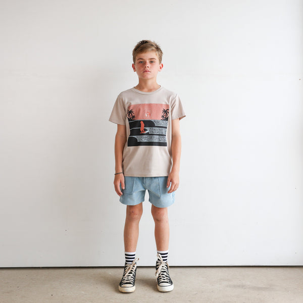 JUST VIBIN – Tiny Whales